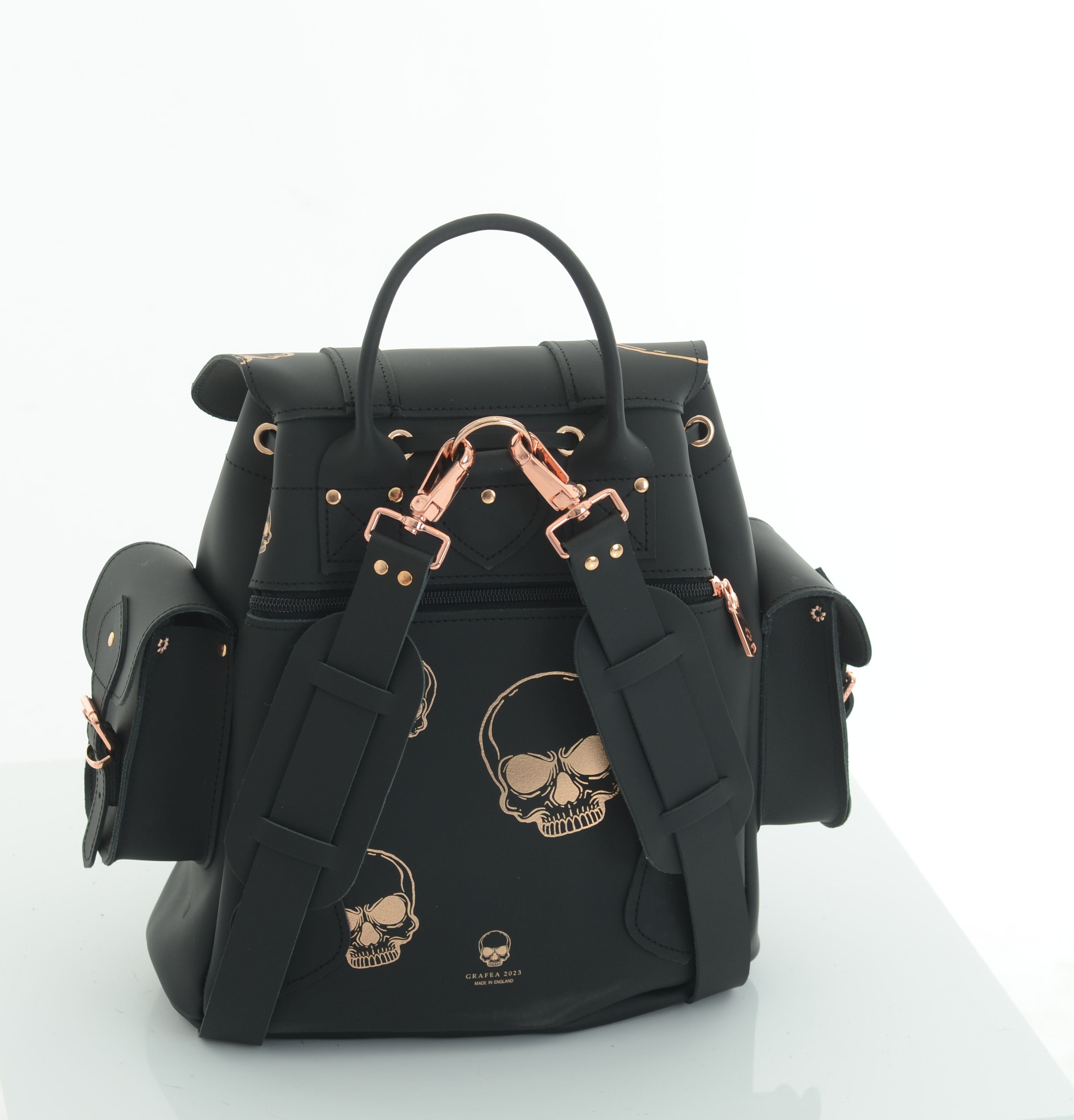 HARI II ROSE GOLD SKULLS - Leather Backpack – GRAFEA