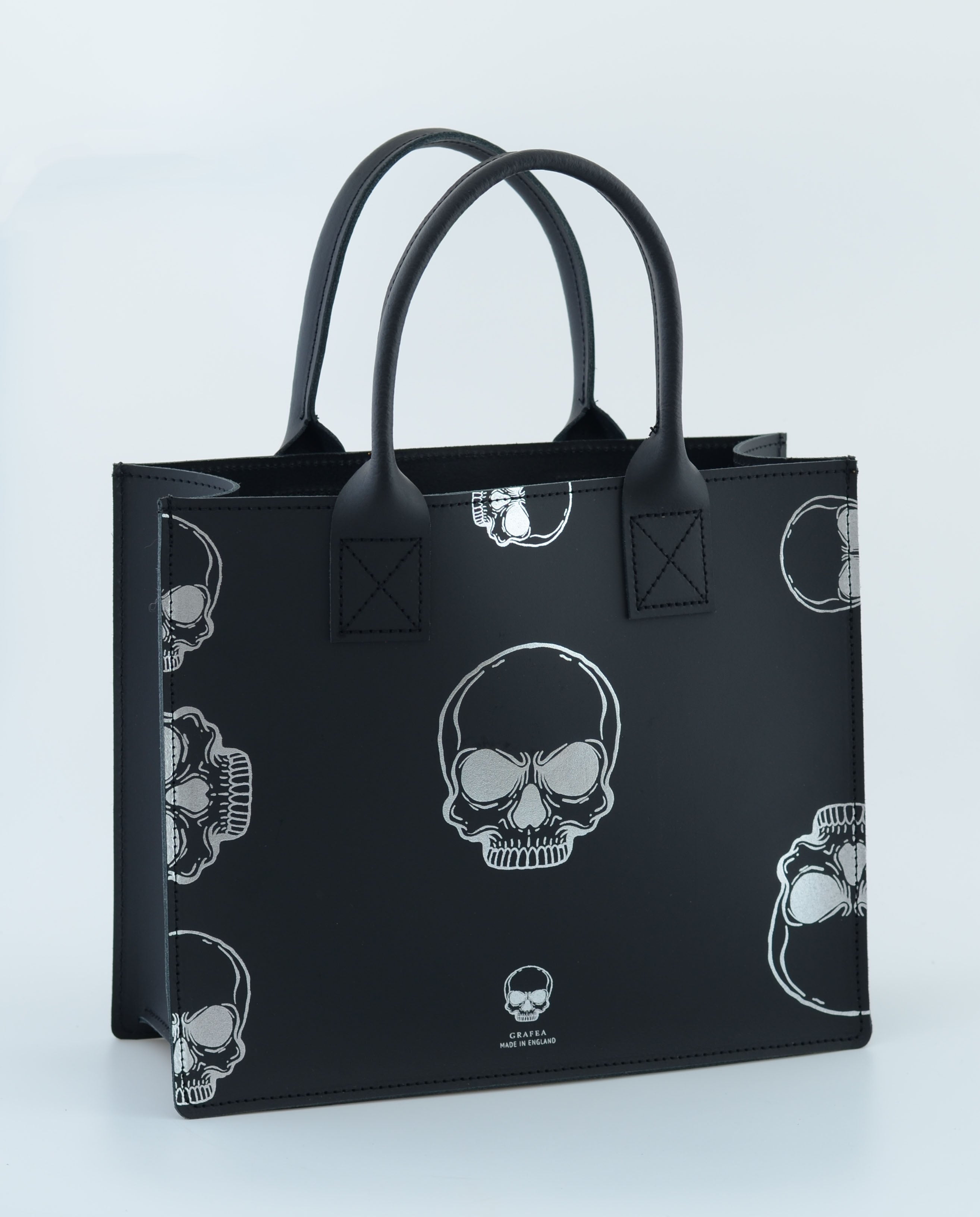 LANA SILVER SKULLS- Leather Tote – GRAFEA